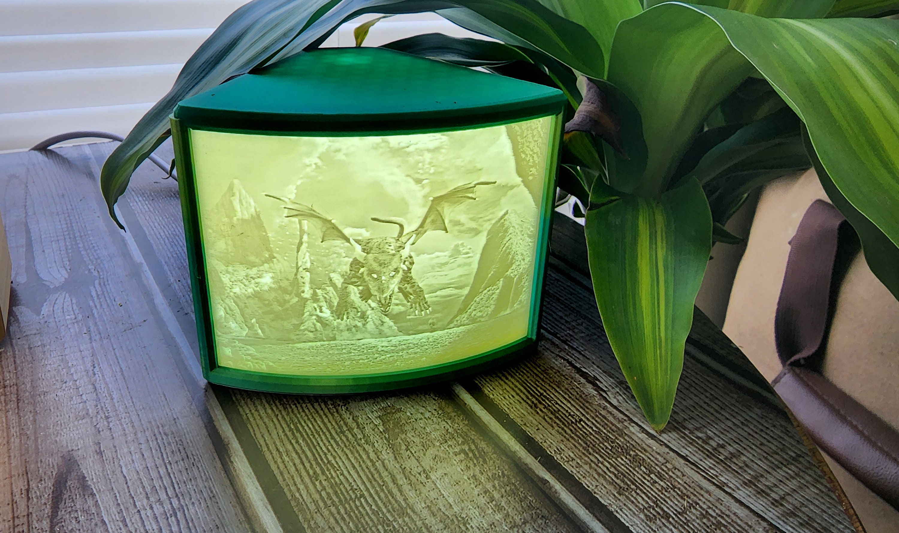Single Photo 3D Lithophane Triangle Base - Etsy