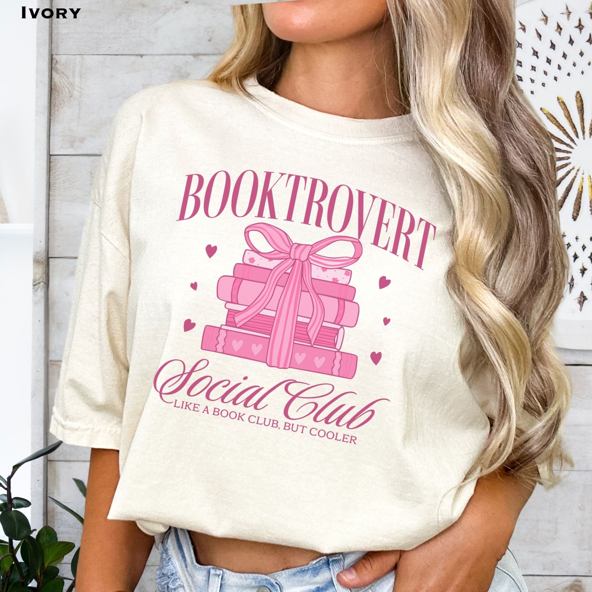 Booktrovert Coquette Book Lover Shirt, Bookish Girly Gift para maestra ...