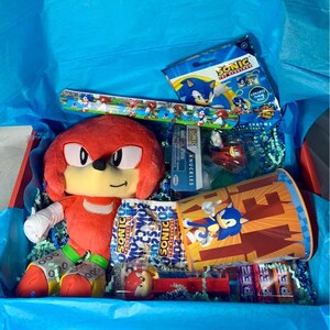 Sonic Item Bundle in Gift Box - Unique Gift for Teen, Tween, Kid, Boy ...