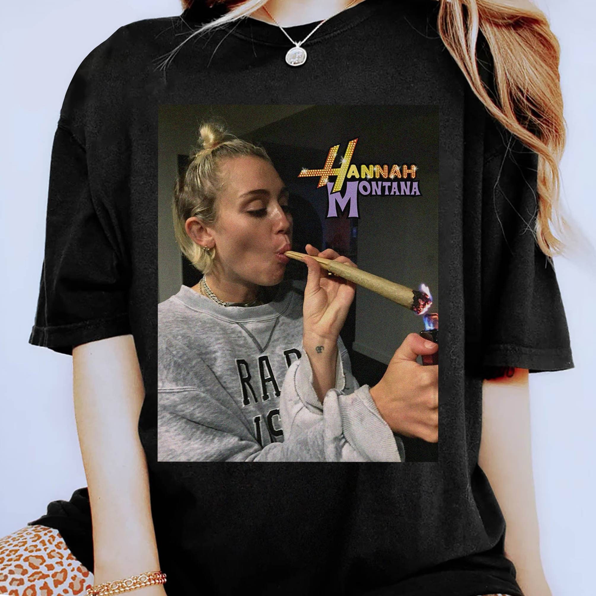 Oliver Hannah Montana Smoking