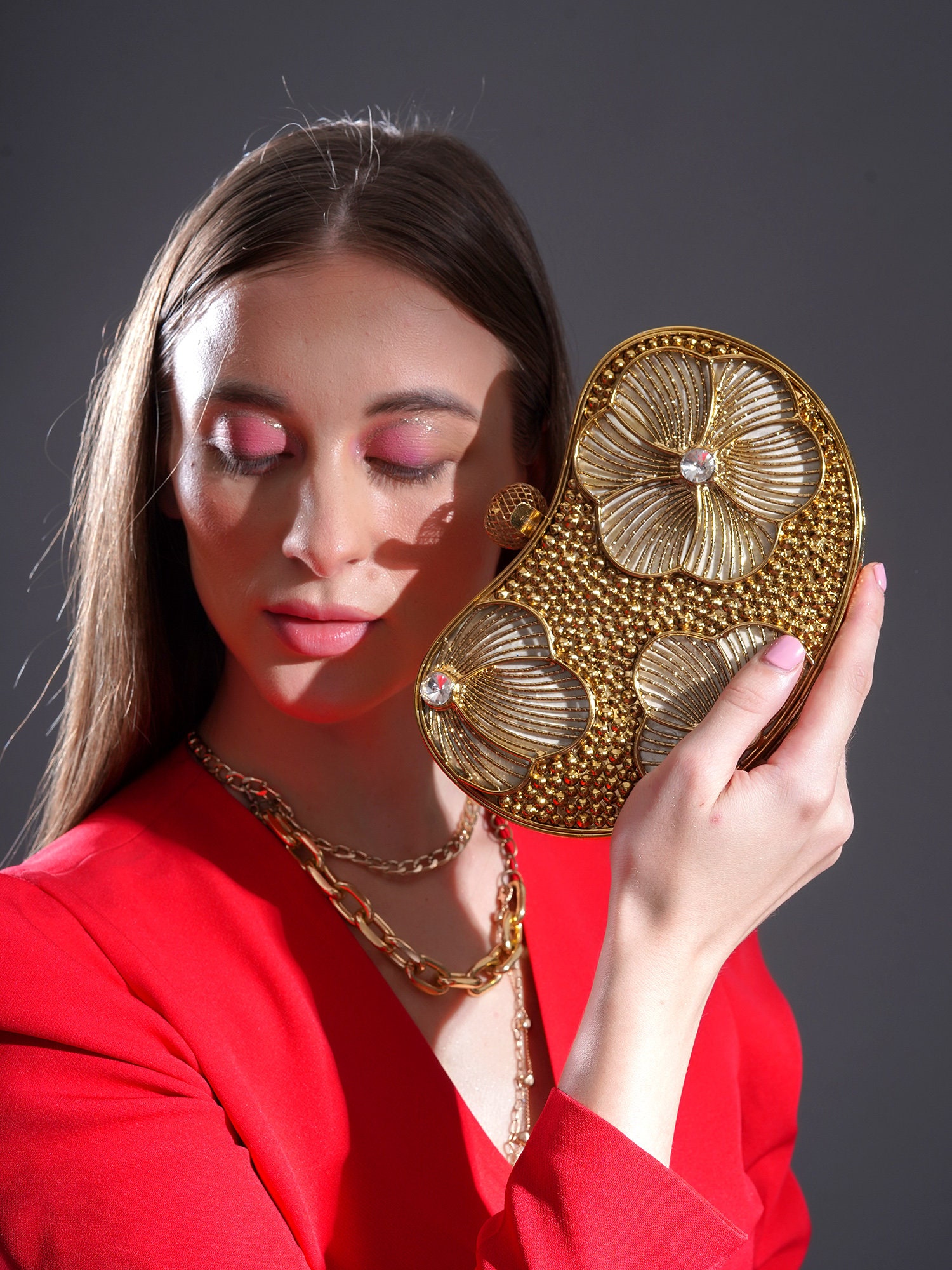 BRIDE Clutch, Gold Clutch, INDIAN CLUTCHES, Beans Shaped Golden Clutch ...