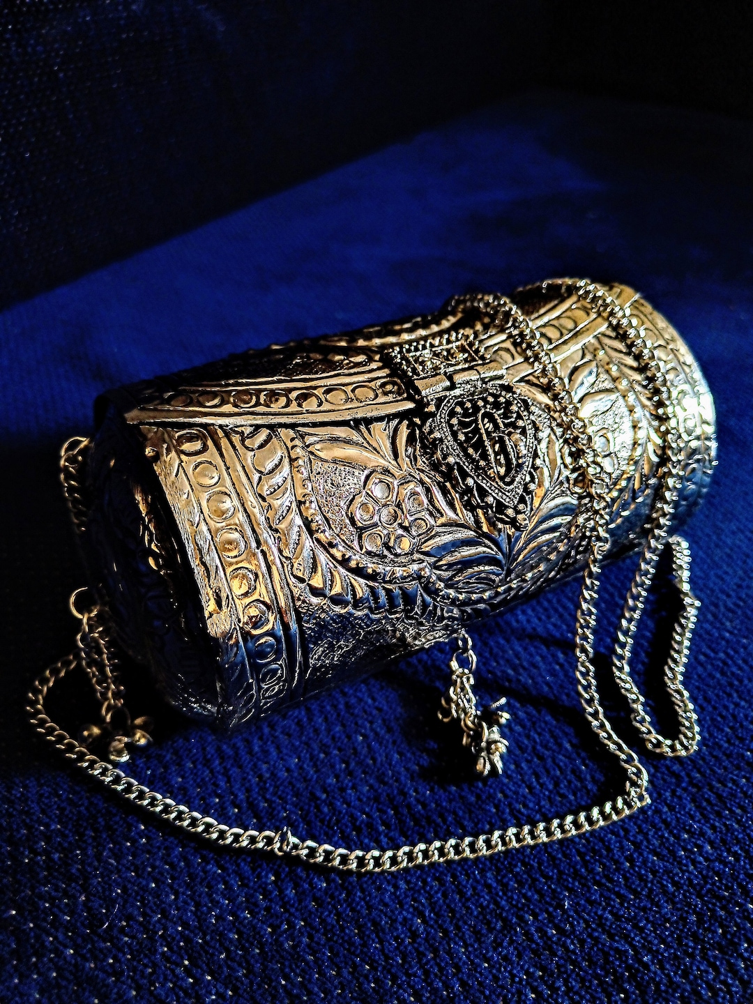 Antique Metal Clutch Indian Handmade Silver Metal Party Sling Bag ...