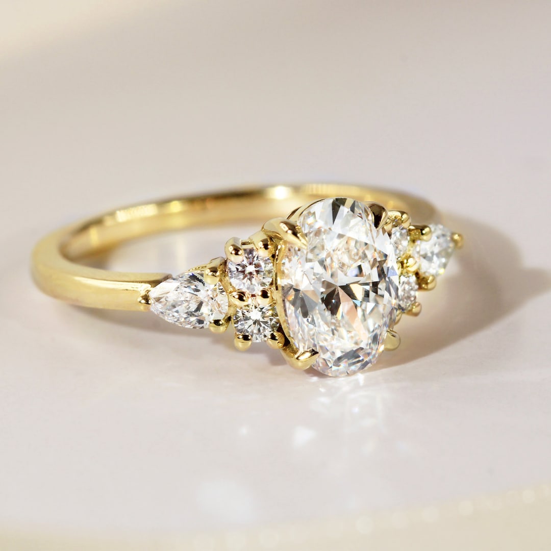 1 Carat Oval Diamond Art Deco Engagement Ring, Modern Deco Lab Grown ...