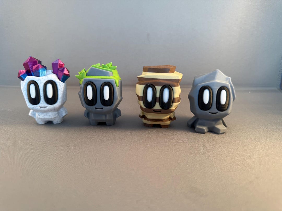 3D Printed Pet Blob Rock Figurines – Crystal, Moss & Stone Variants ...