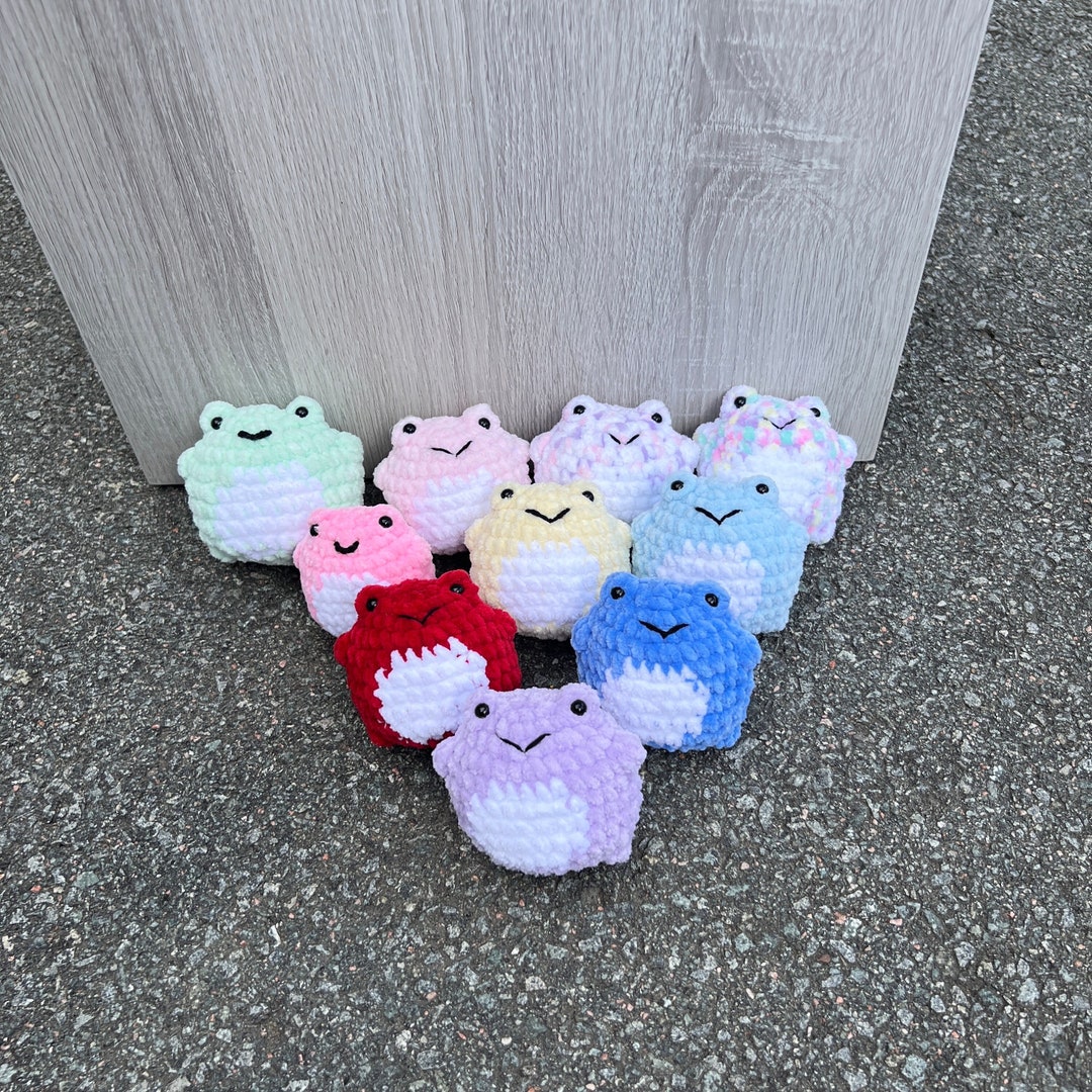 Crochet Chunky Frog | Small Plushie | Handmade Amphibian Plush | Unique ...