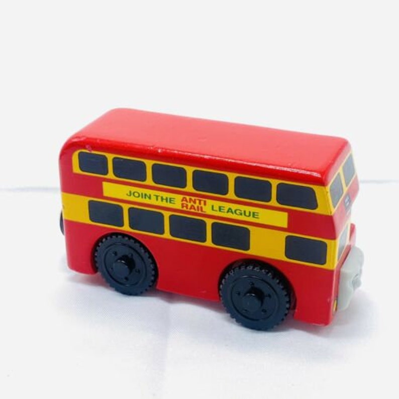 Bulgy Thomas the Tank Engine and Friends Wooden Toy Train Magnetic Brio ...