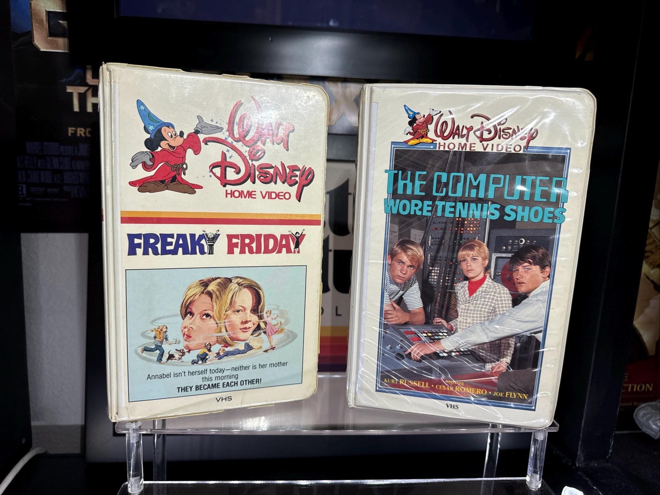 Walt Disney Home Video Lot VHS Freaky Friday Old Yeller White Clamshell ...