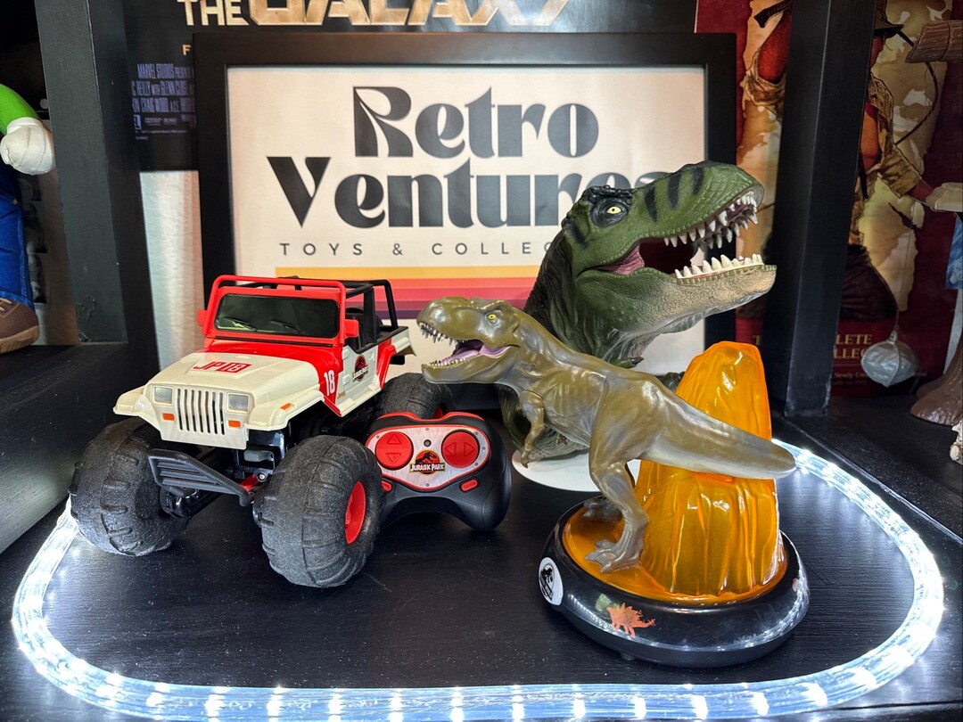 Jurassic Park / World T Rex Gift Pack Night Light Hand Puppet RC Jeep ...