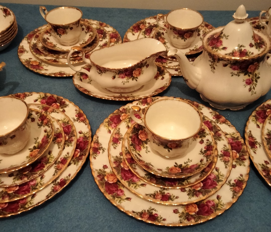 Royal Albert Old Country Roses Dinner, Tea Set for Six English Bone ...