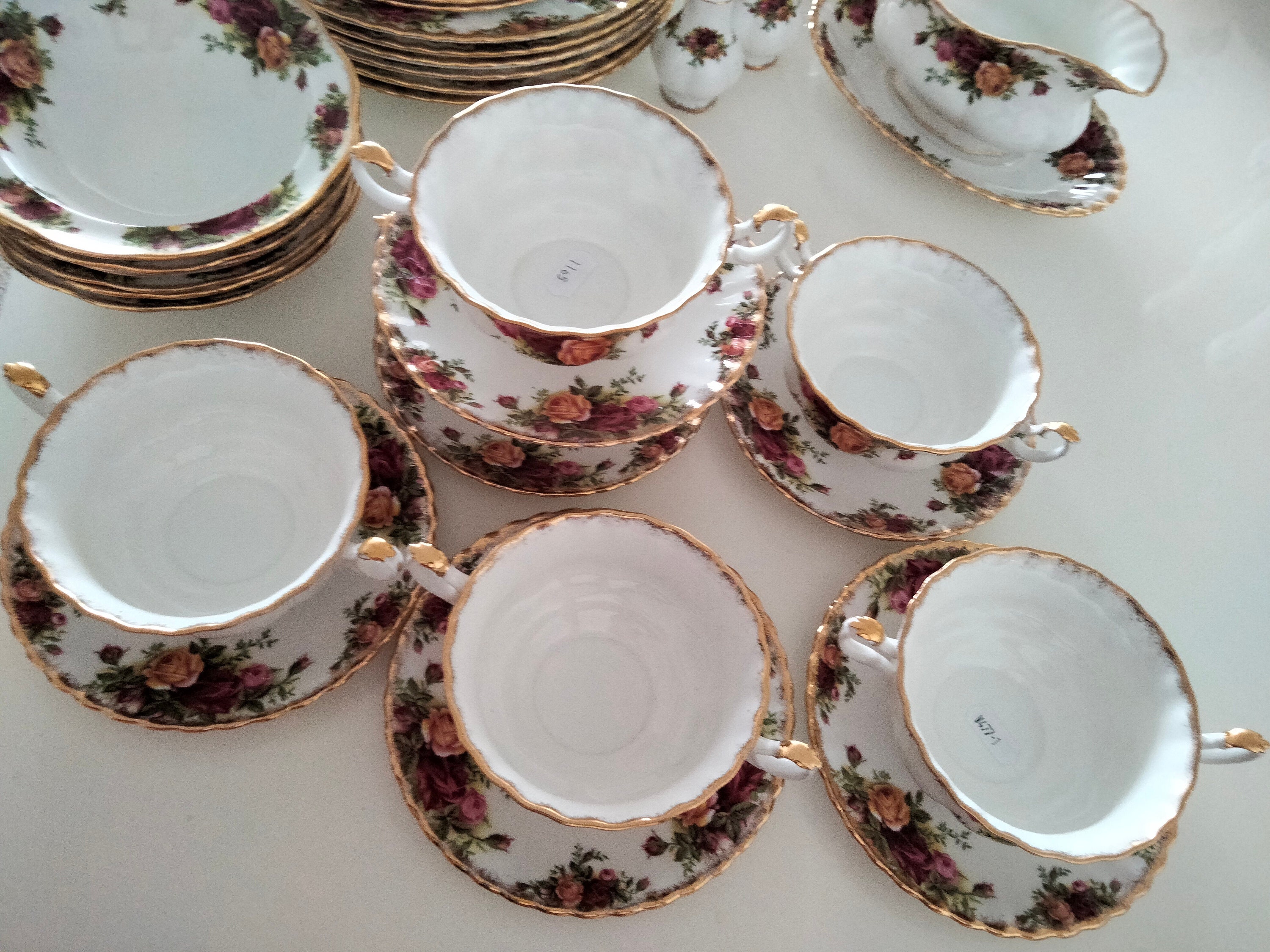 Royal Albert Country Roses Soup Coups With Saucers X6 Bone China ...