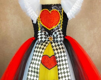 Simplicity 2325 Alice in Wonderland, Queen of Hearts Adult Costume ...