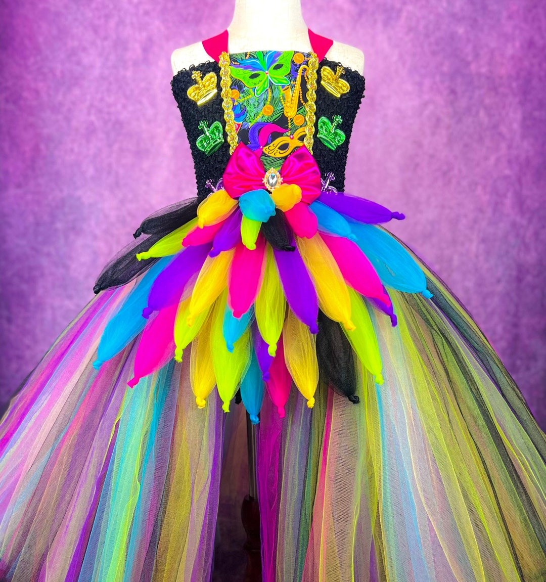 Vibrant Mardi Gras Masquerade Mask Crown Parade Pageant Party Dance ...