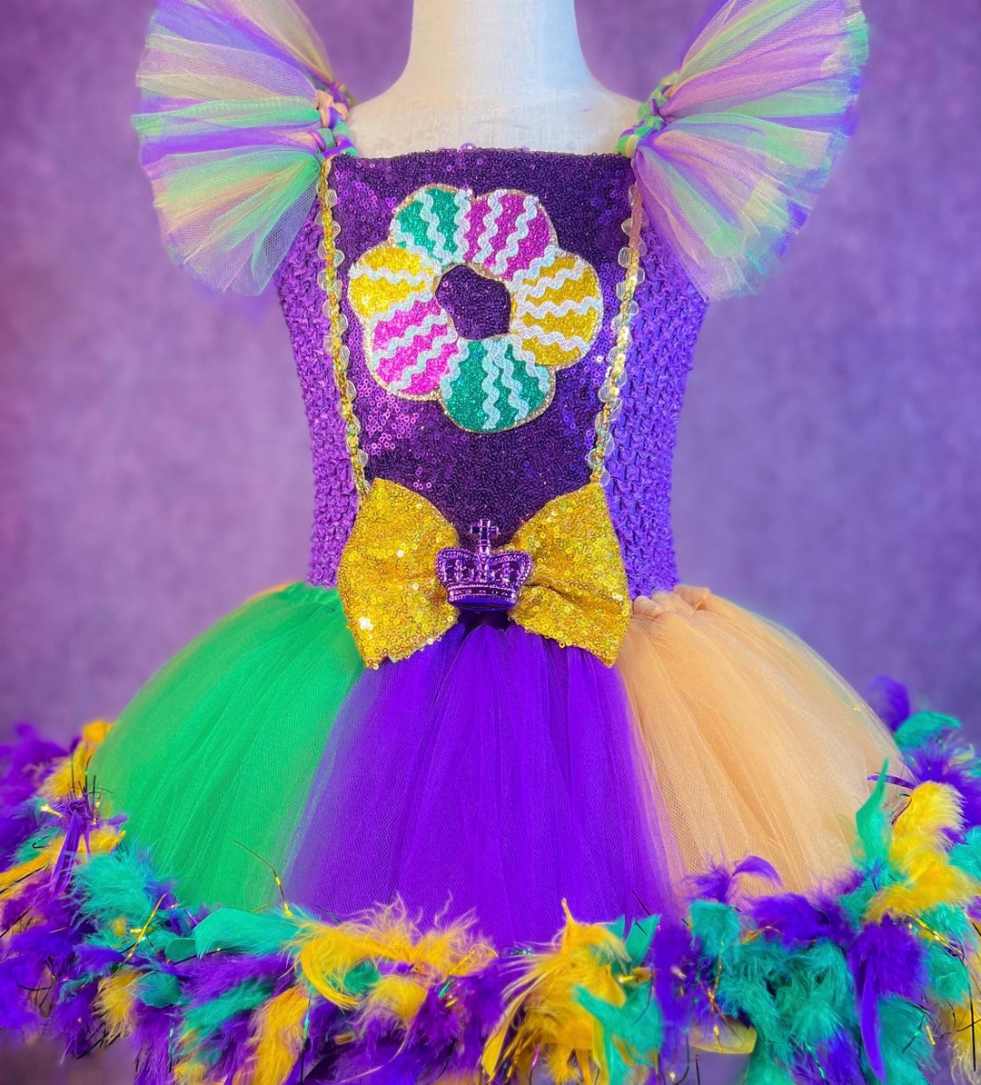 King Cake Mardi Gras Fleur De Lis Masquerade Mask Crown Parade Pageant ...