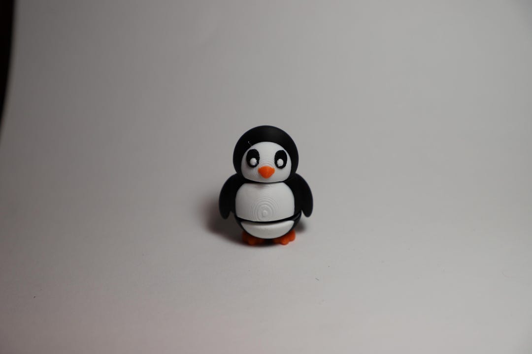 Articulated 3D Printed Penguin | Poseable Fidget Toy | Desk Pet ...