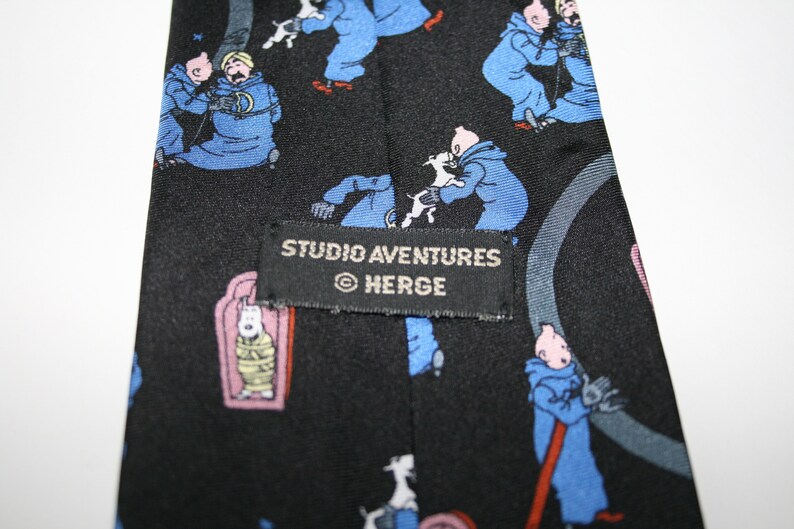 Tie Tintin - "the Cigars of the Pharaoh" - Black - 100% Silk - Studio ...