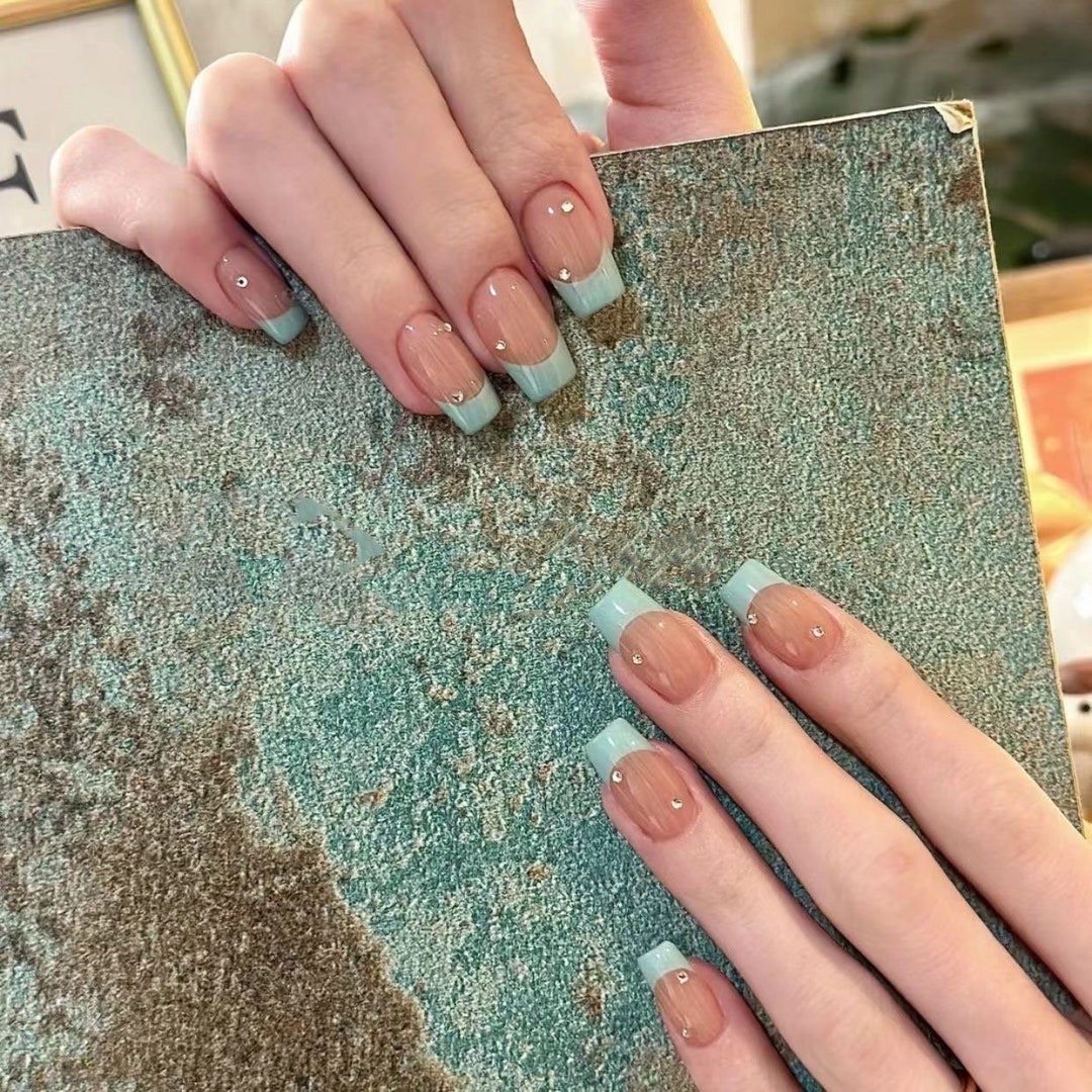 Cyan-blue French Tips Style Press on Nails|charm Reusable Nails|premium ...