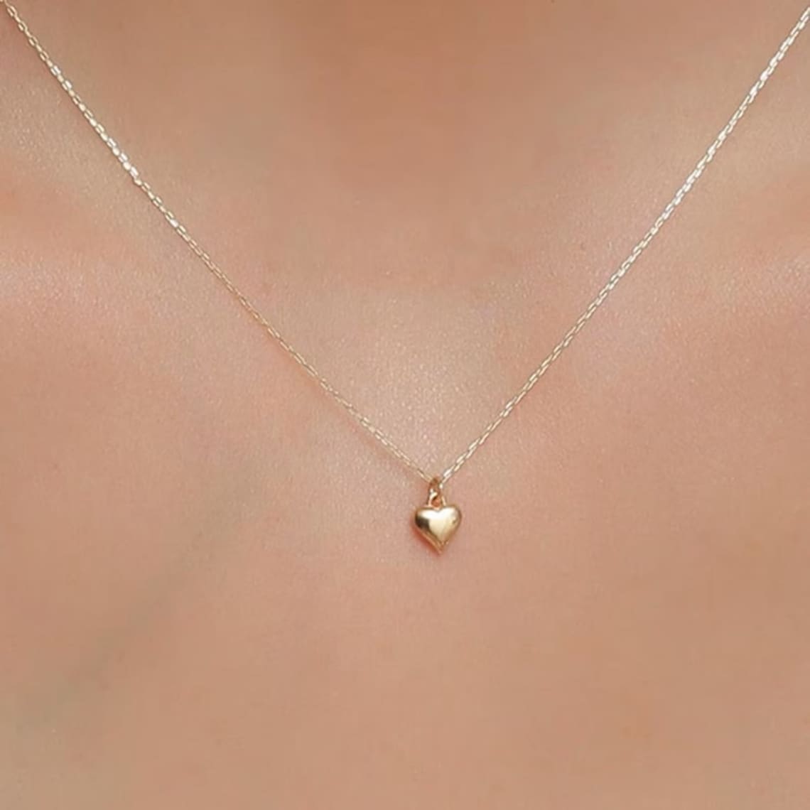 14K Solid Gold Tiny Heart Necklace / Minimalist Design Sacred Heart ...