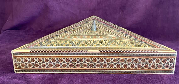 Vintage Middle Eastern Wood Box Inlaid with Micro Mos… - Gem