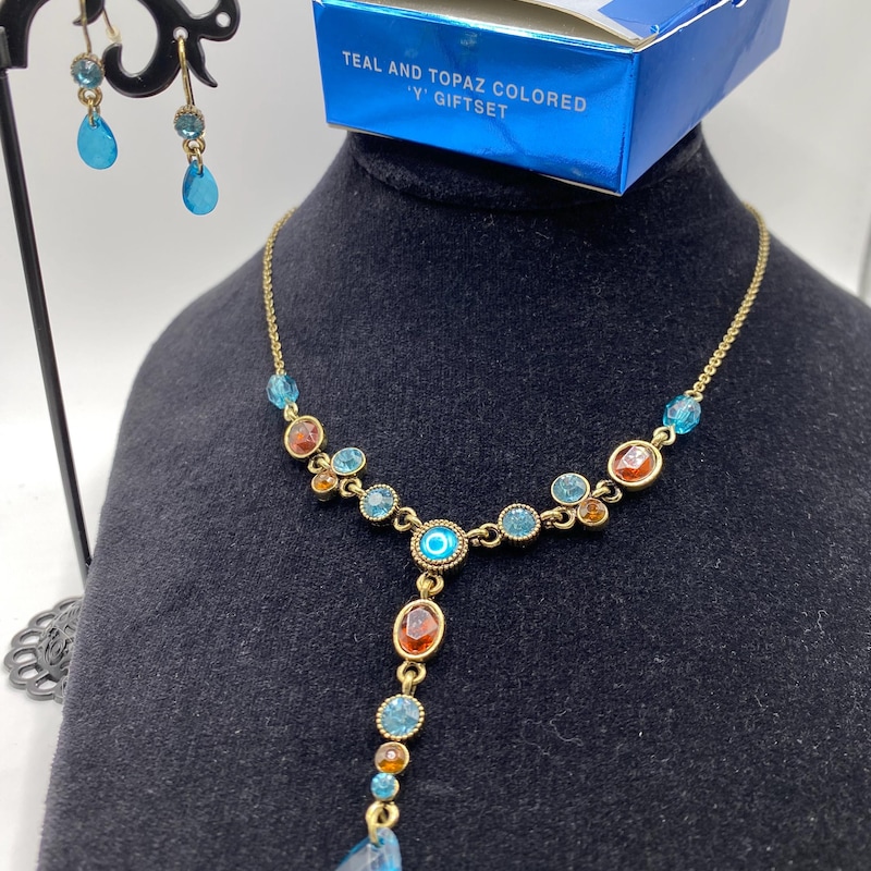 Avon Nina Ricci Necklace and Clip Set 2003 Ebay - Etsy Canada