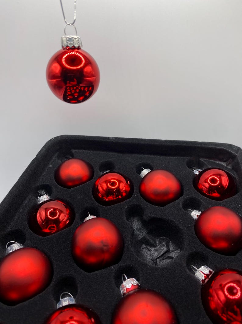 Set of 18 Miniature Assorted Red Glass Ornaments With Original Box - Etsy