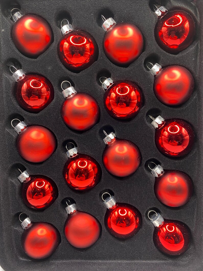 Set of 18 Miniature Assorted Red Glass Ornaments With Original Box - Etsy