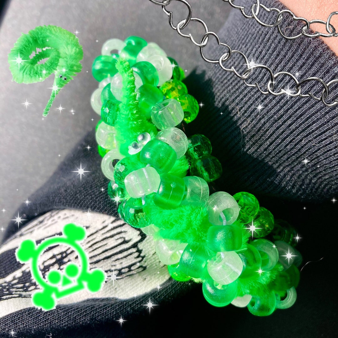 Worm on a String Glow 3D Kandi Cuff Green and Black 3D Cuff Scenecore ...