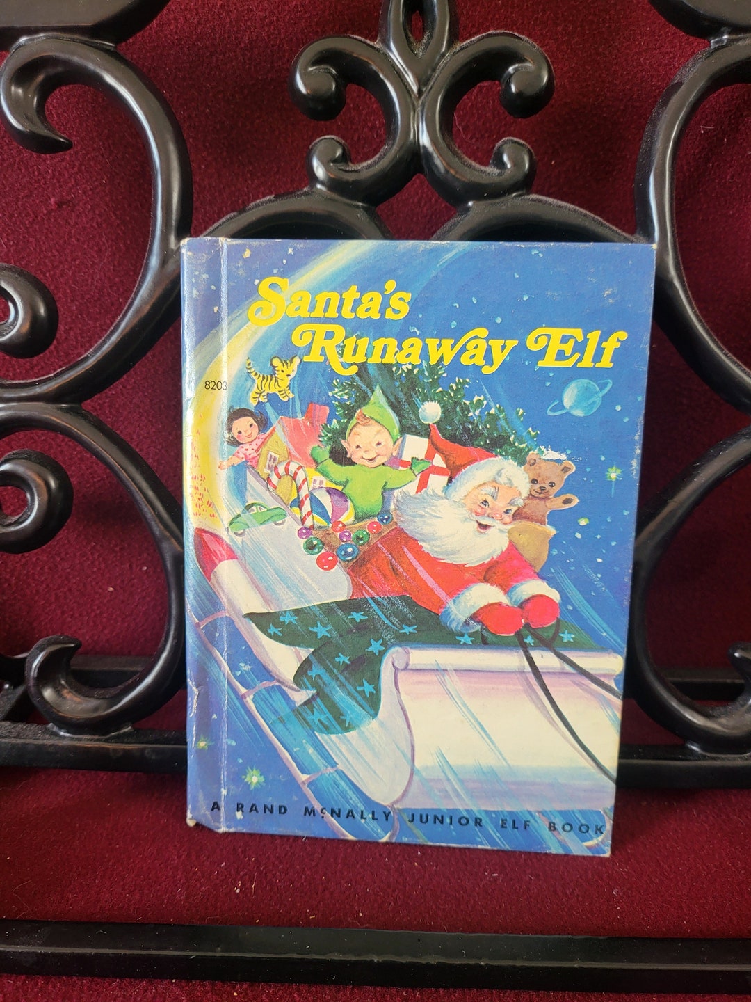 Santa's Runaway Elf, a Rand Mcnally Junior Elf Book 1977 First Edition ...