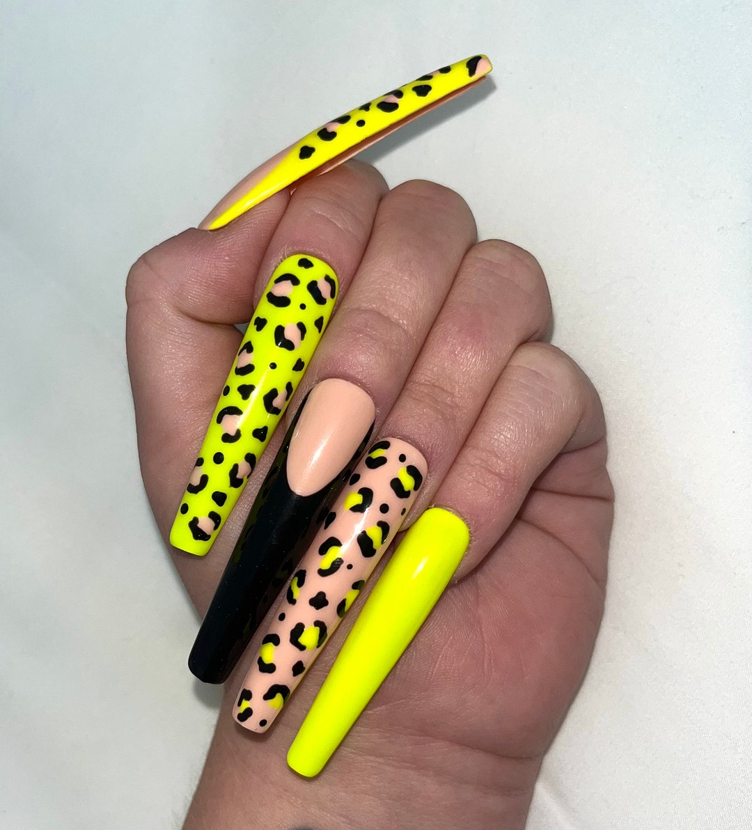 Luxury Hand Painted Press on Nails 3xl Neon Yellow Black Leopard Print ...