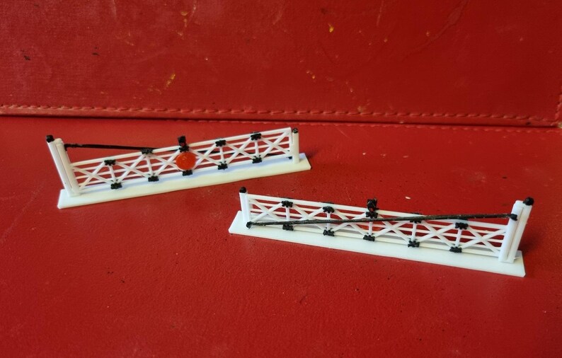 TT Gauge LEVEL CROSSING Gates 3D Printed in Black & White . - Etsy