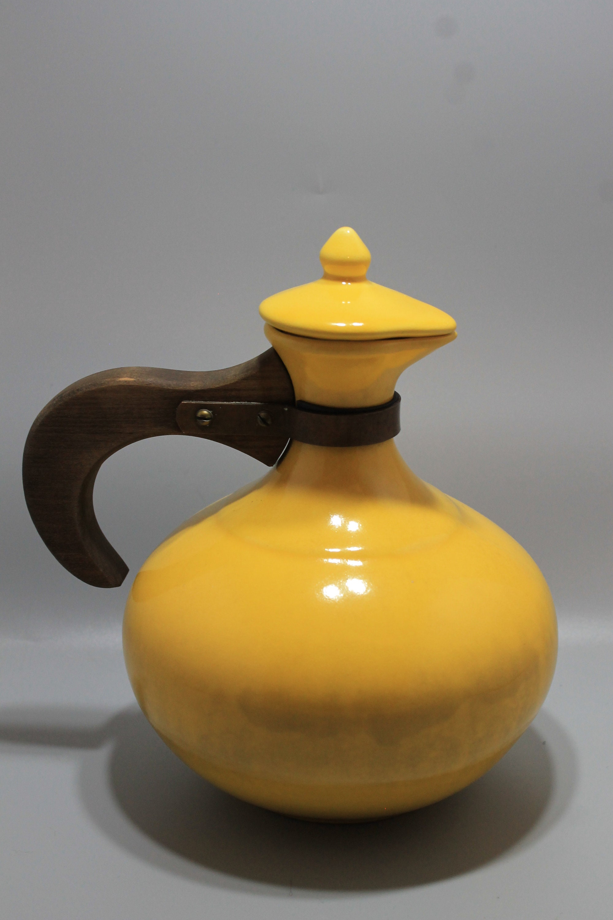 Red Wing/george Rumrill Yellow Coffee Carafe No. 565, 1930s - Etsy