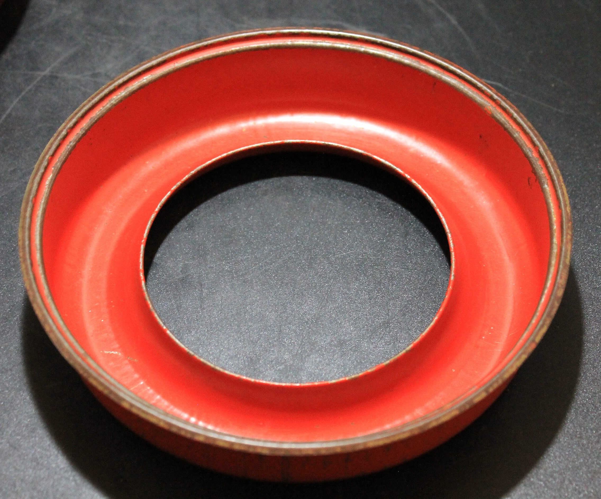Red Round Metal Sewing Tin Circa 1930s - Etsy