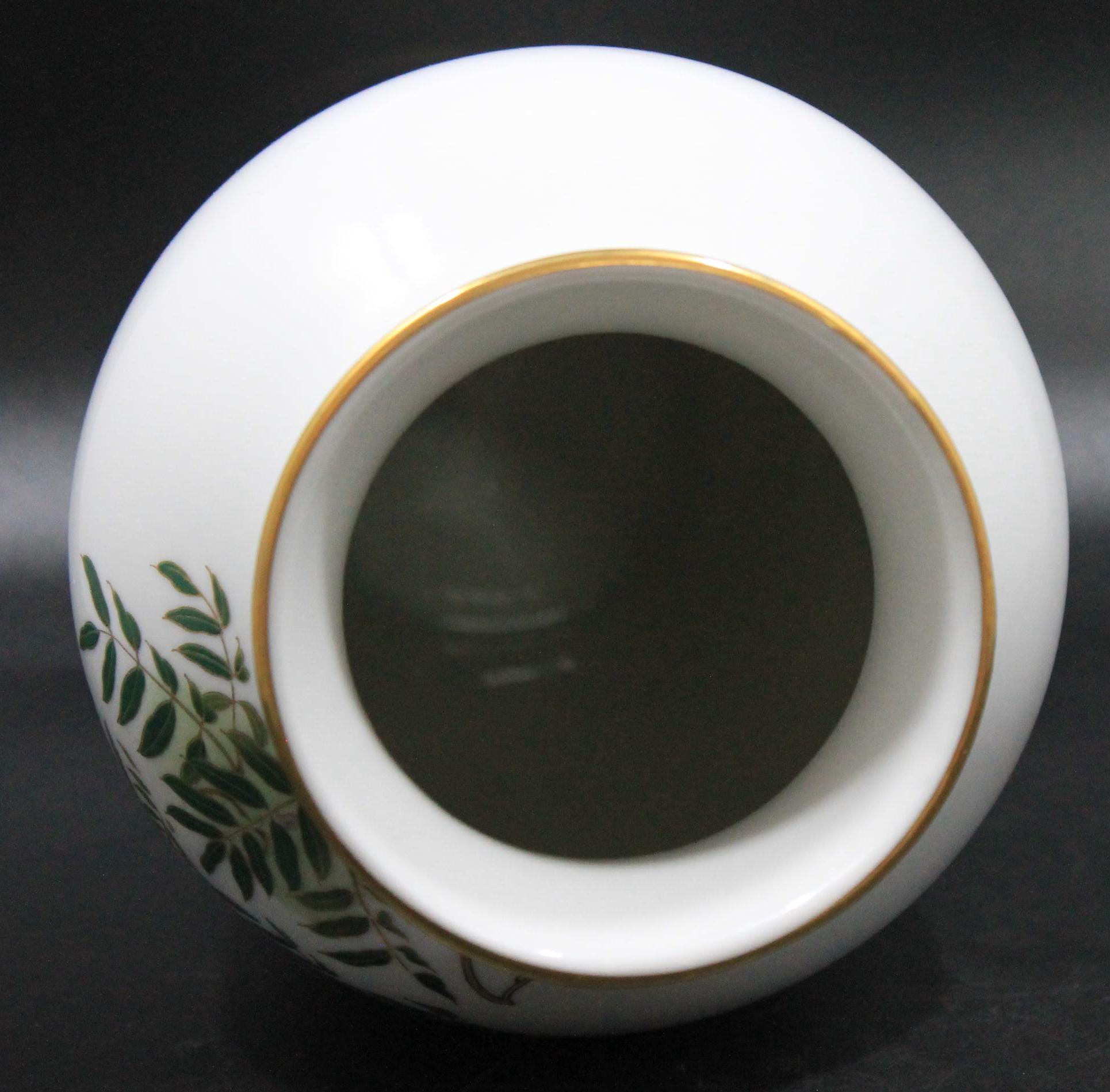 Shibata Japan Wisteria Vine With Bird Porcelain Vase - Etsy