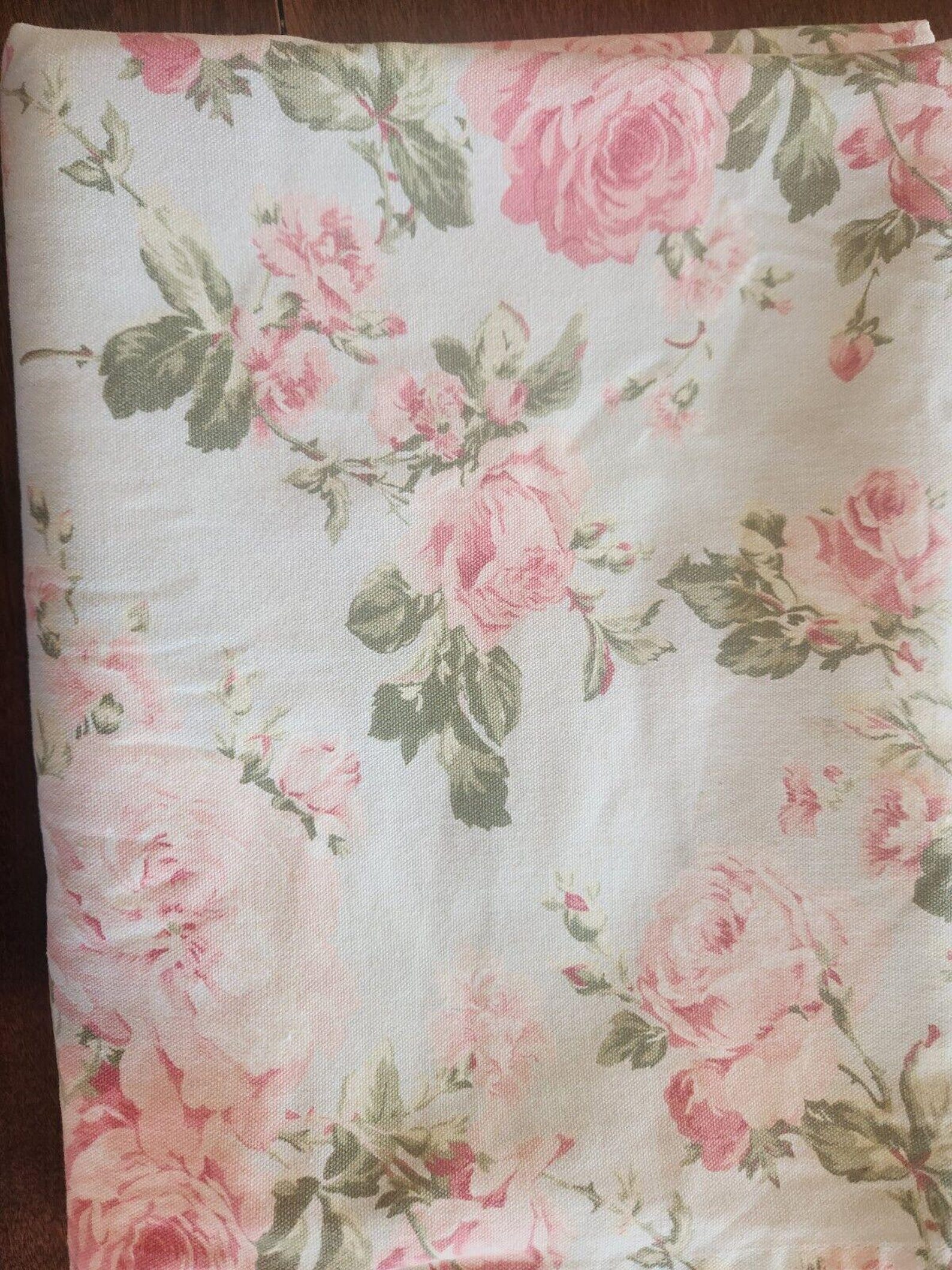 Vintage Shabby Cottagecore Liz Claiborne Tablecloth Roses 60 X 116 ...