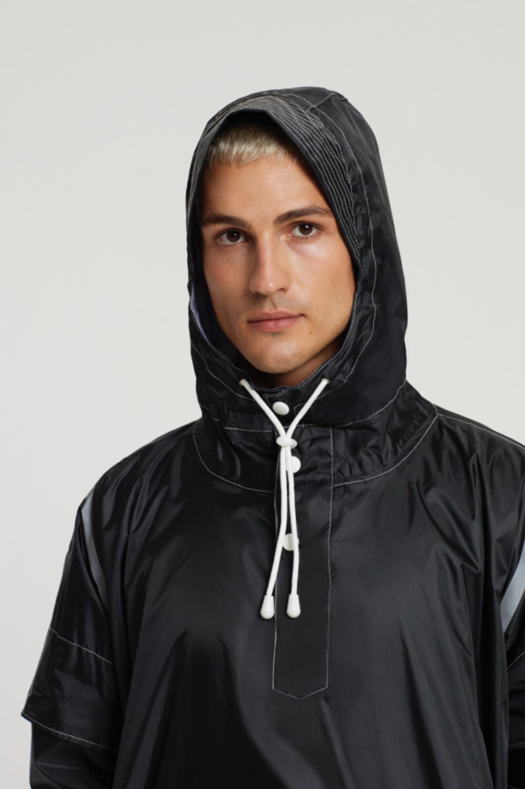 365-DRY Eco-friendly Rain Poncho 'neo Assassin White' - Etsy