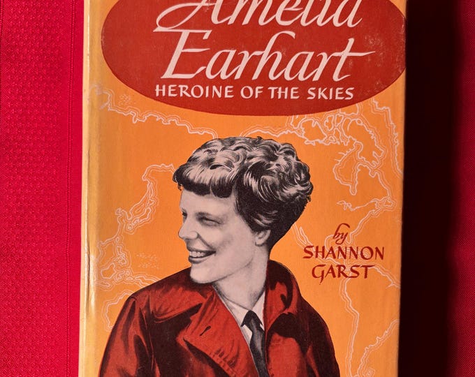 Amelia Earhart, Heroine of the Skies, by Shannon Garst, Hardcover Book ...