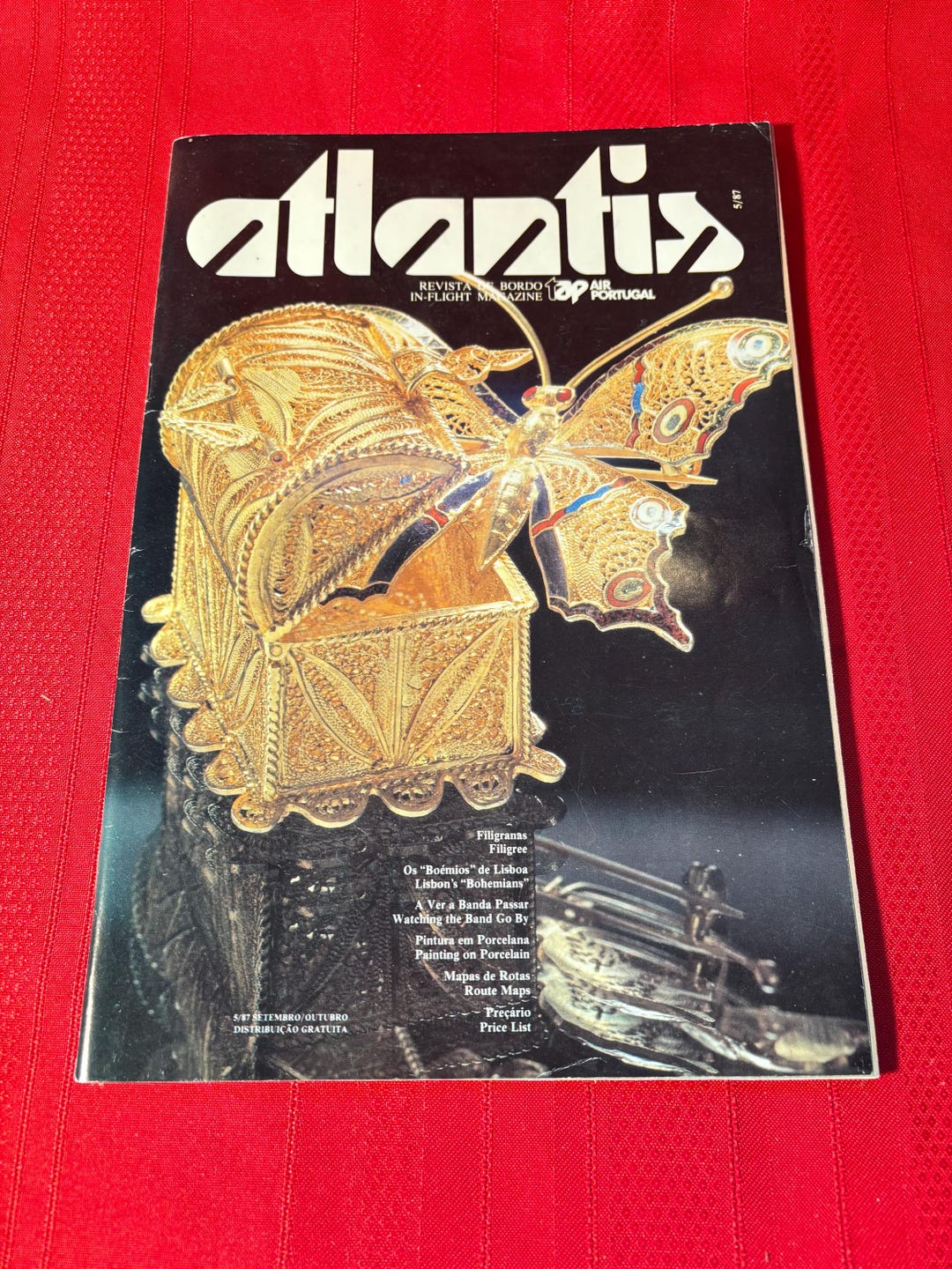 Atlantis Magazine, Air Portugal, Written in Portugal, Setembro Outubro ...