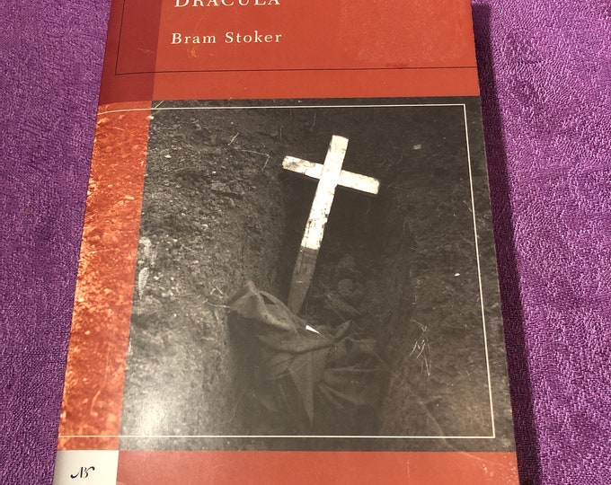 Dracula, by Bram Stoker, Introduction and Notes Brooke Allen, Paperback ...