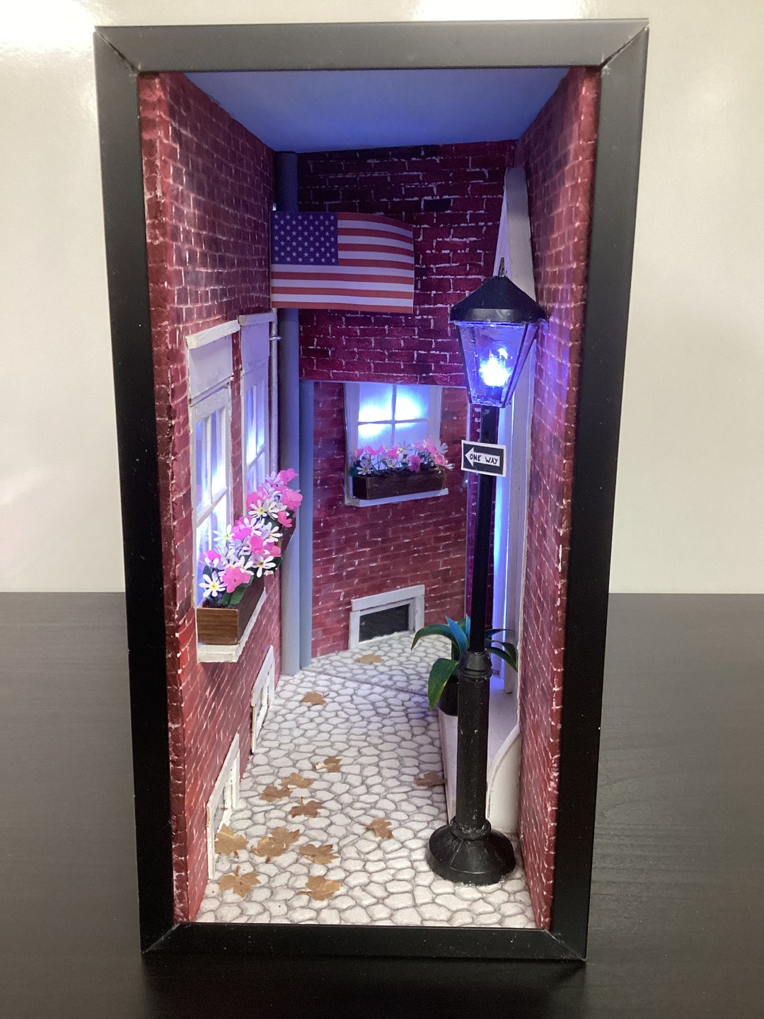Book Nook. American Delicacy. Handmade - Etsy