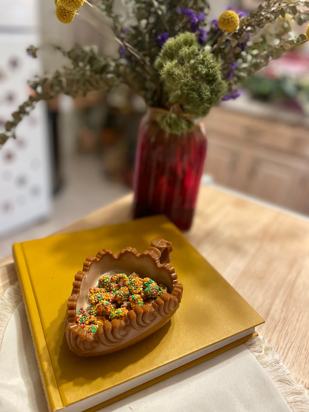 Greentown Leaf Bracket Chocolate Slag Glass Tri-corner Finger Loop ...