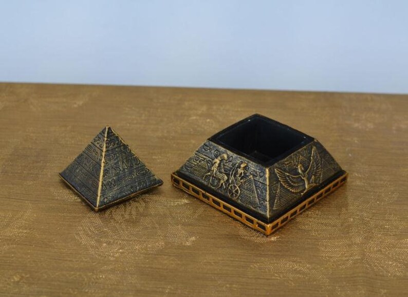 Egyptian Metal Pyramids Pieces/set-architectural Souvenir Souvenir Urn ...
