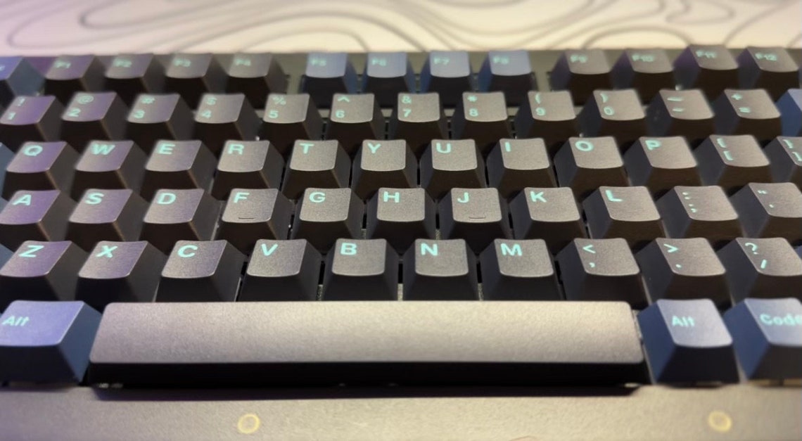 Custom Keycron V1 (WITH SOUND TEST). Premium Switch Options, Cherry ...