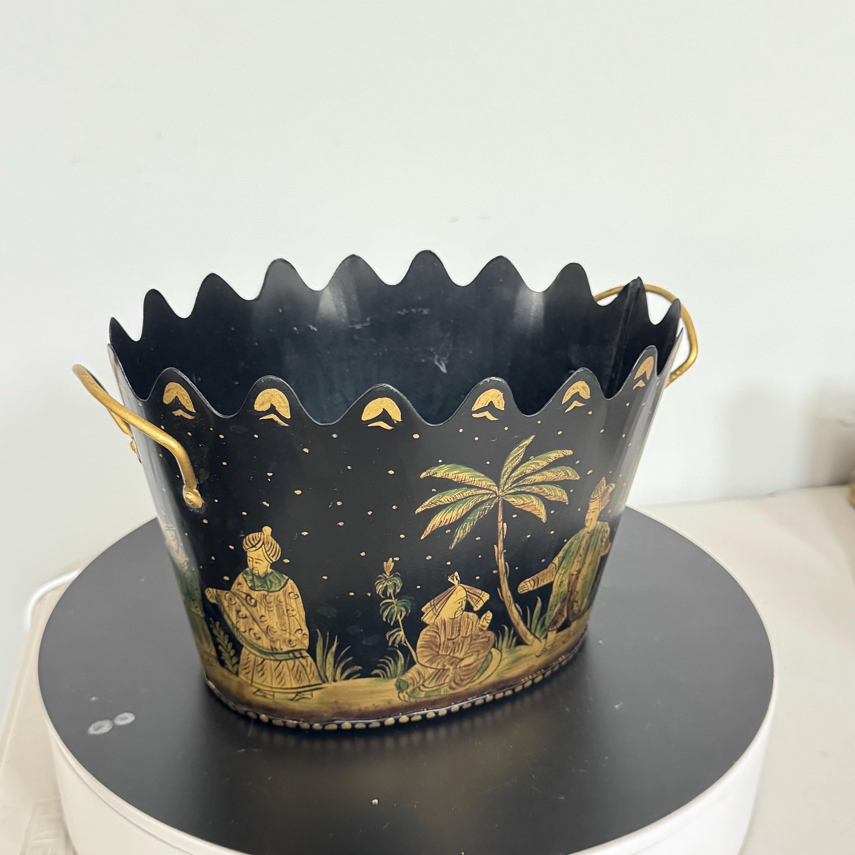 Vintage Chinoiserie Black and Gold Painted Tole Cachepot or Jardinière ...
