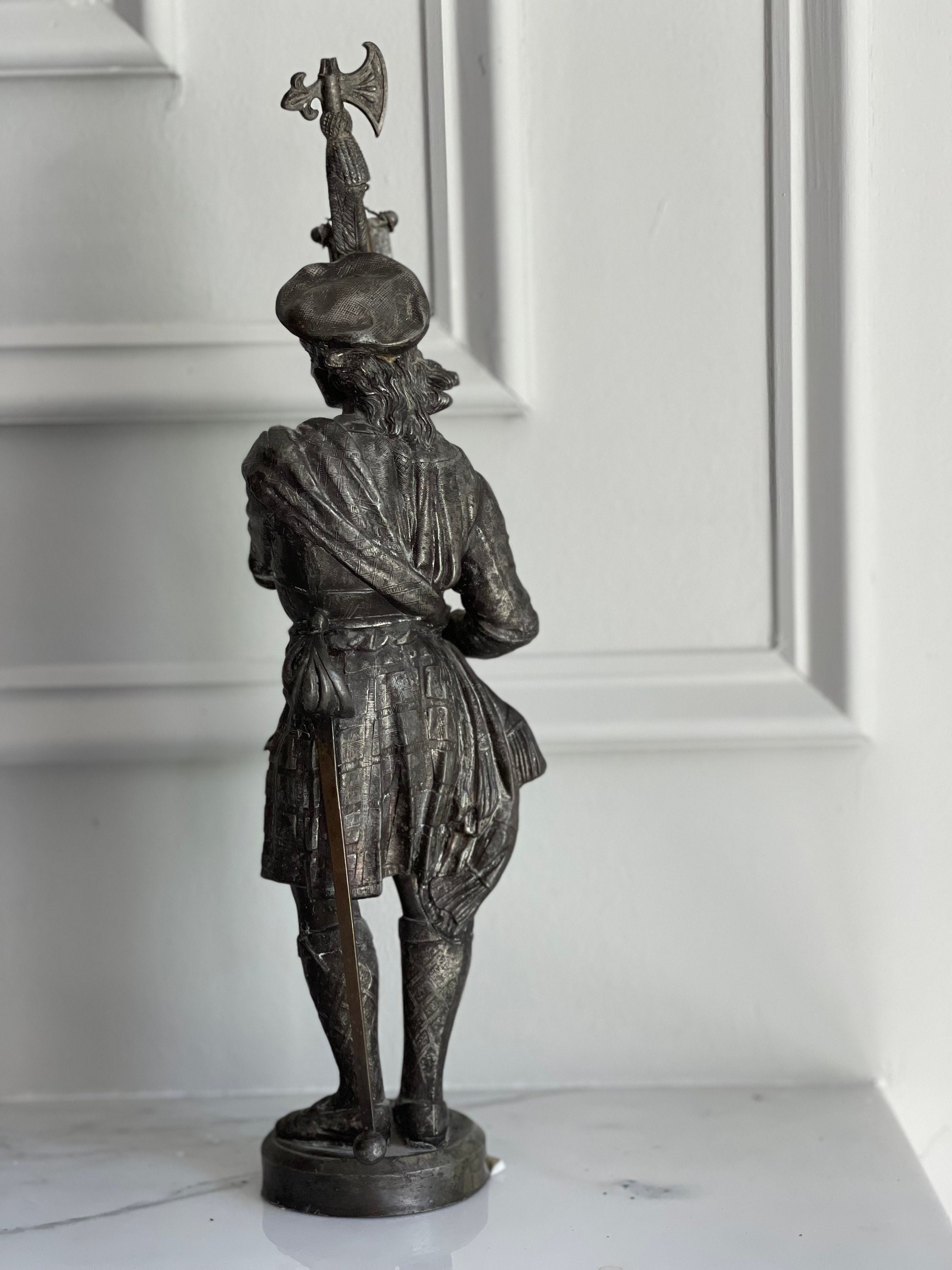 Vintage or Antique Spelter Figure Guard Sculpture Statue Holding Bronze ...