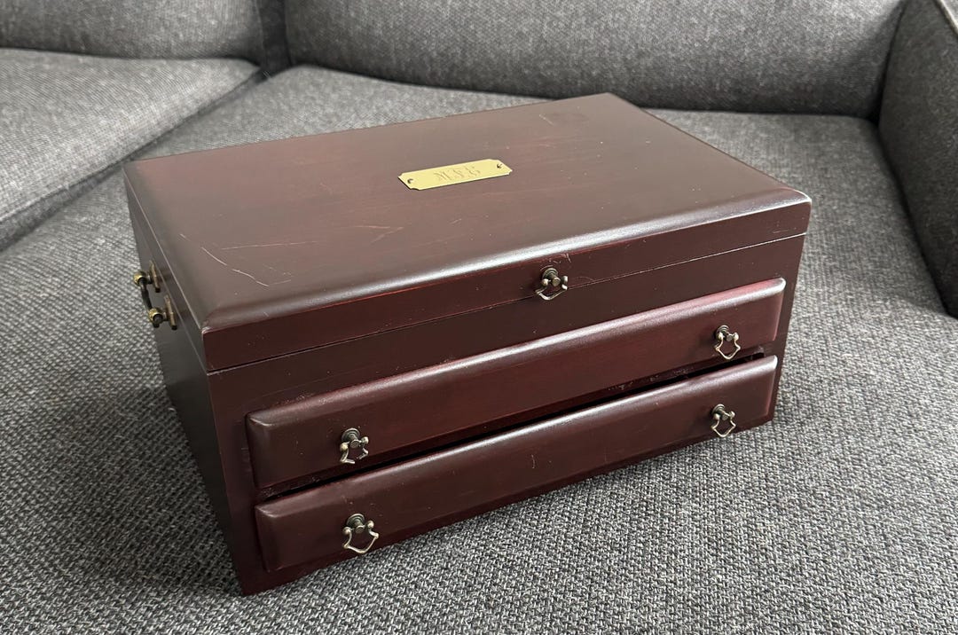 Large and Heavy Vintage Reed & Barton Carved Natural Wood Jewelry Box ...