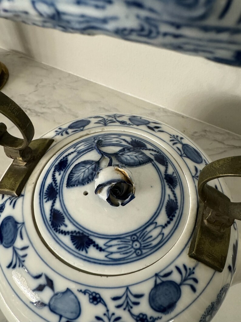 Antique Rare Meissen Blue Onion Porcelain Teapot With Metal Handle 9x8 ...