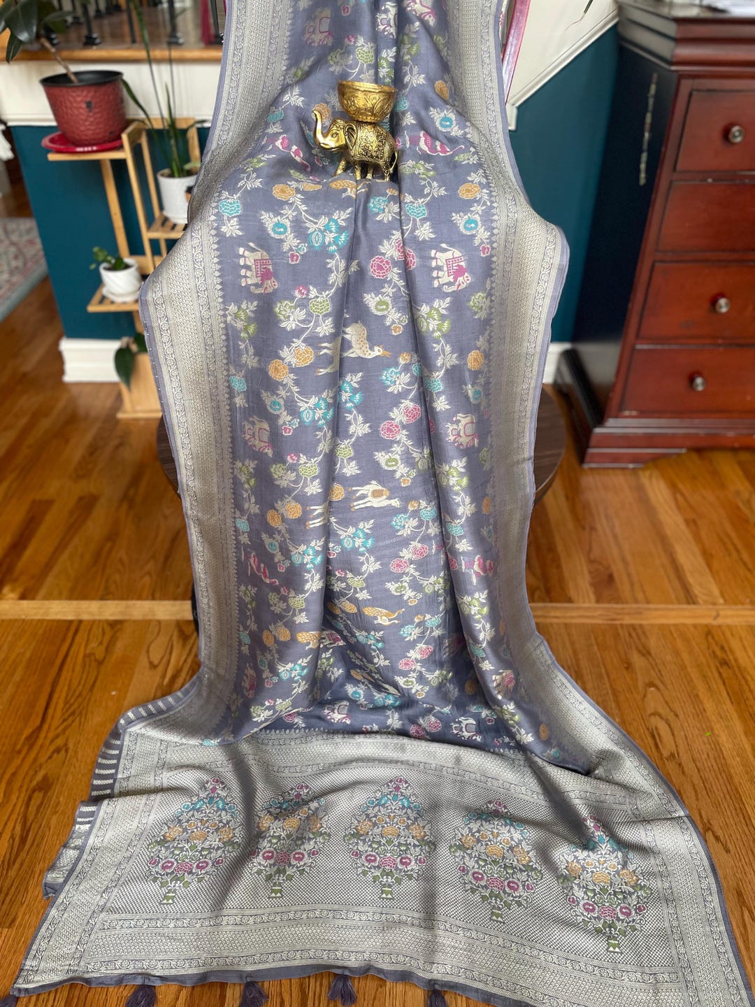Banarasi Semi Raw Silk in Grey and Silver Zari Boder and Heavy Weave ...