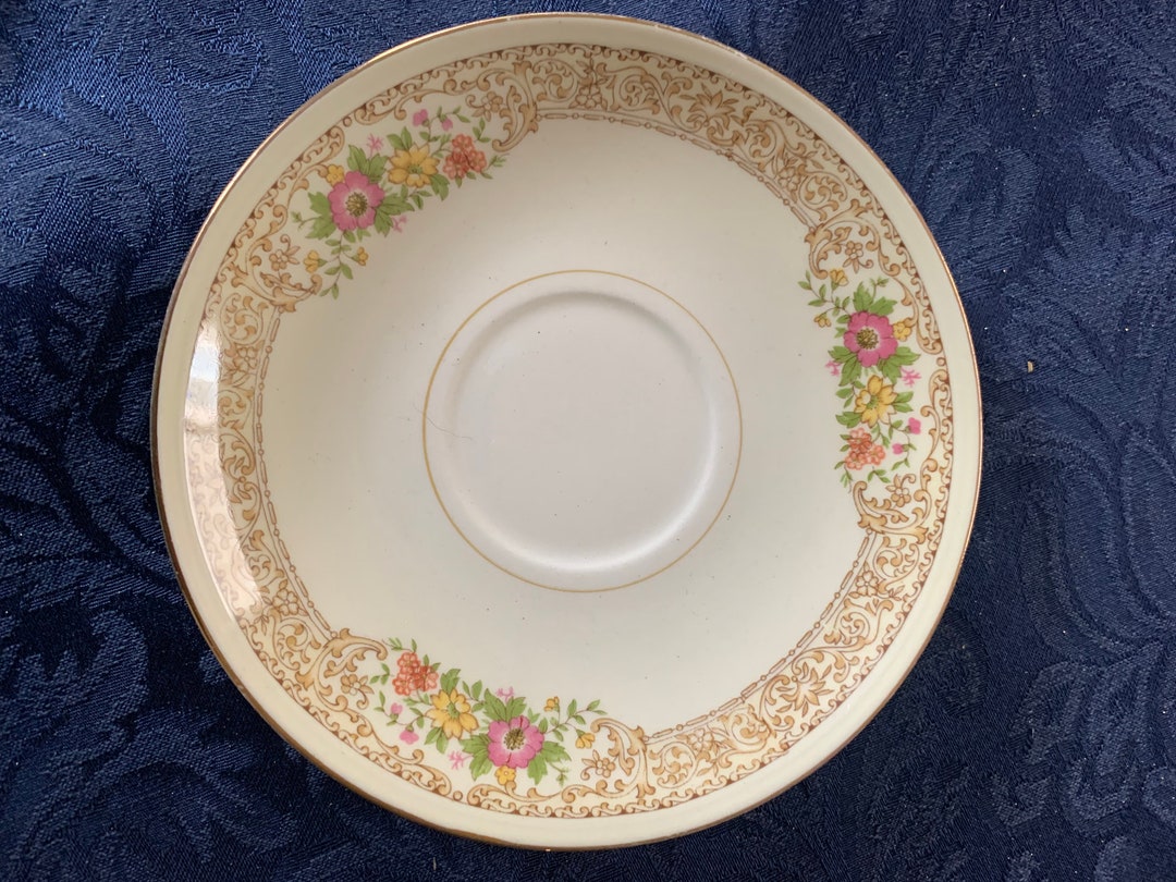 8 Saucers: 1944 Homer Laughlin Eggshell Nautilus, floral Ivory - Etsy