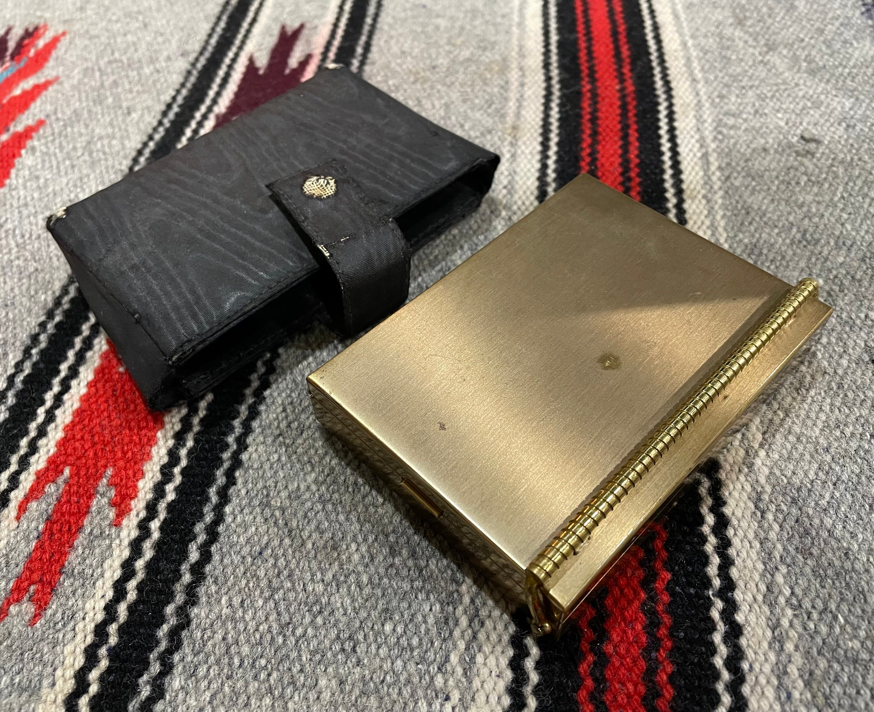 Vintage 1940s VOLUPTÉ USA Gold Metal Mirror Powder Compact Red Lipstick ...