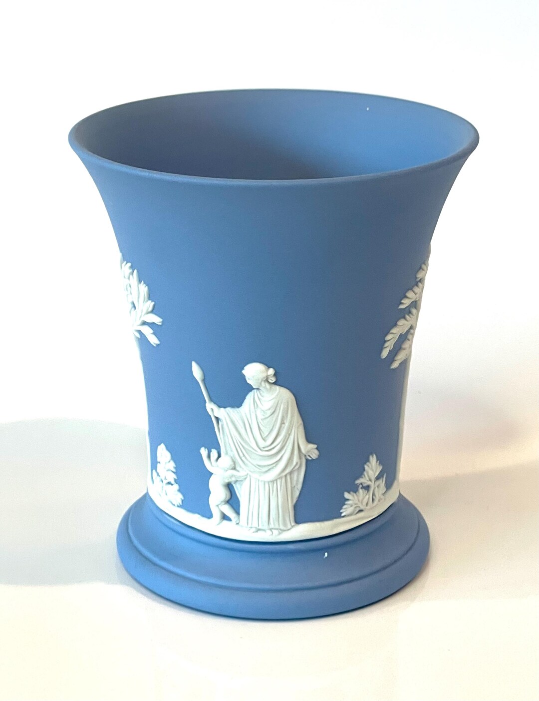 Antique / Vintage Wedgwood Jasperware Jasper Ware Blue and White Vase ...