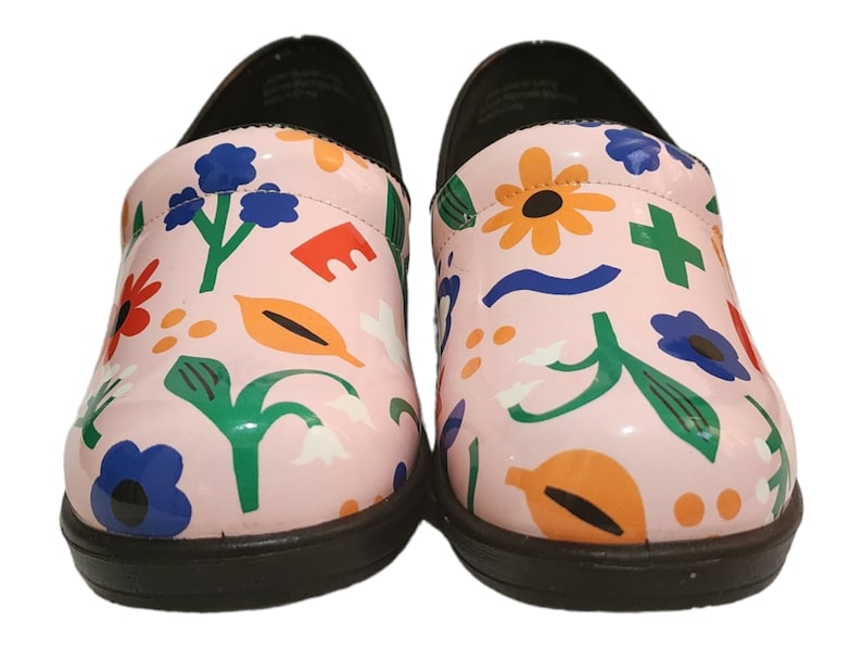 Slip-resistant Women's Clogs: Flower Doodle, Lightweight Nurse Shoes - Etsy